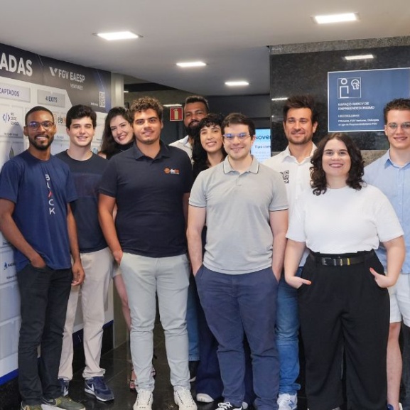 FGV Ventures inaugura espaço com painel de startups que foram ...